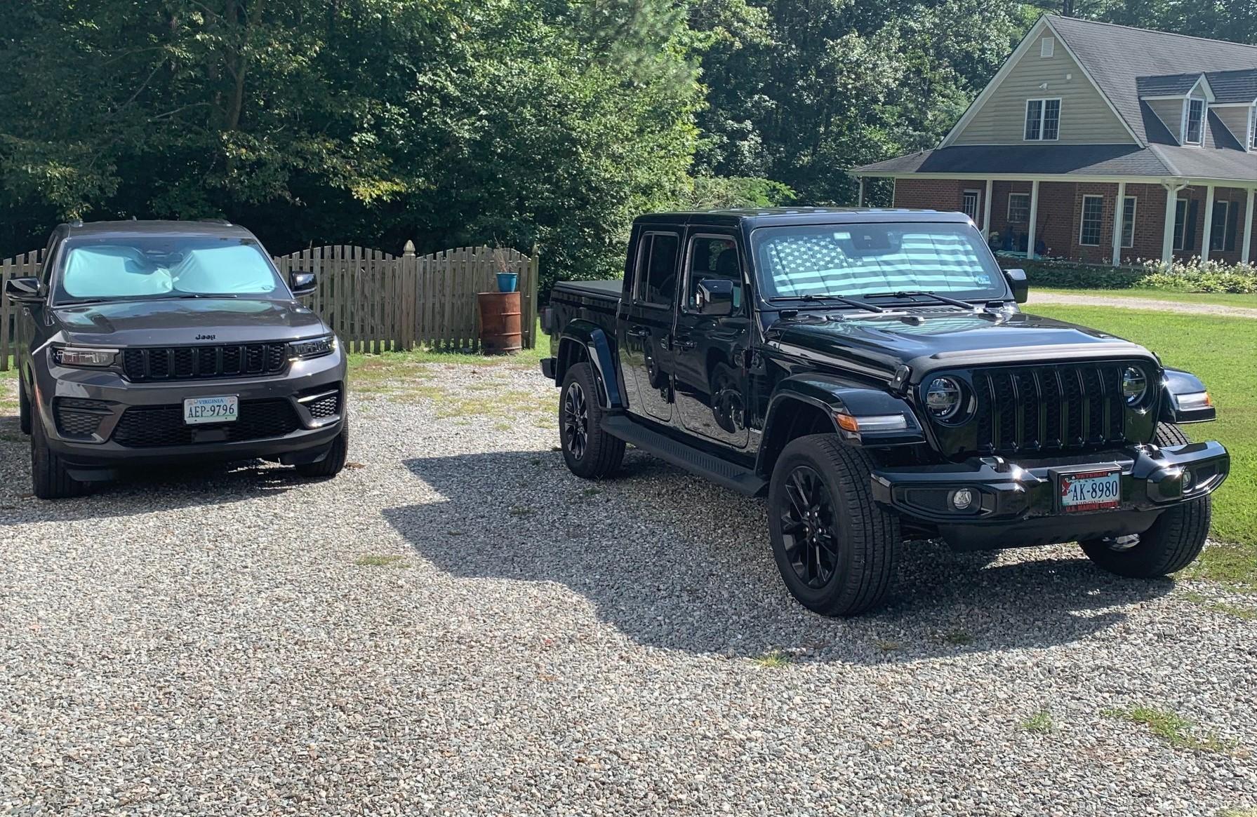 Group shot! All the family Jeeps in one photo! Let's see some Jeep ...