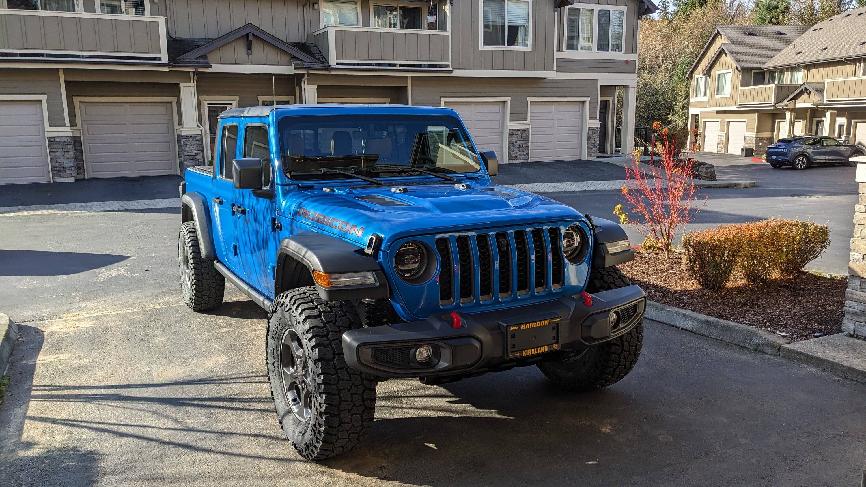 HYDRO BLUE PEARL Gladiator JT Club | Page 134 | Jeep Gladiator (JT ...