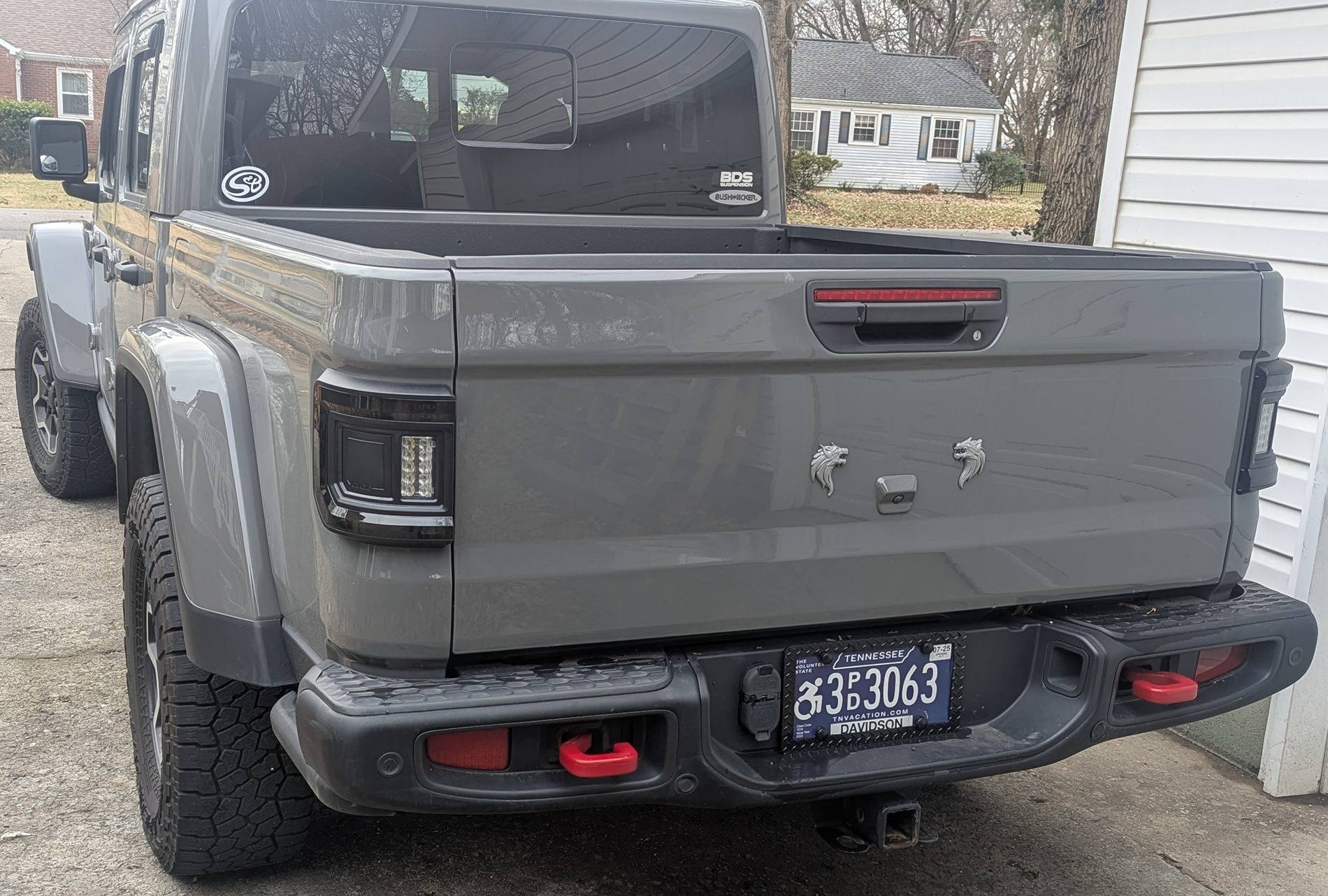 Tailgate emblem delete ? | Jeep Gladiator (JT) News, Forum, Community ...