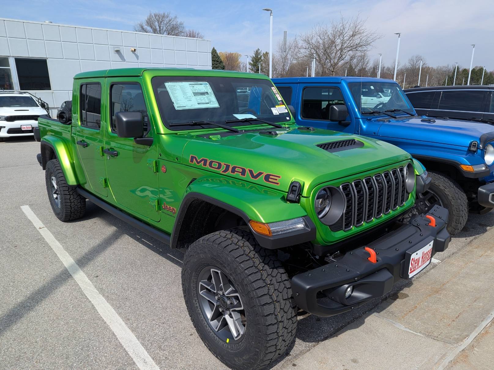 And yet ANOTHER 2025 Mojave X thread - in Mojito! | Jeep Gladiator (JT ...
