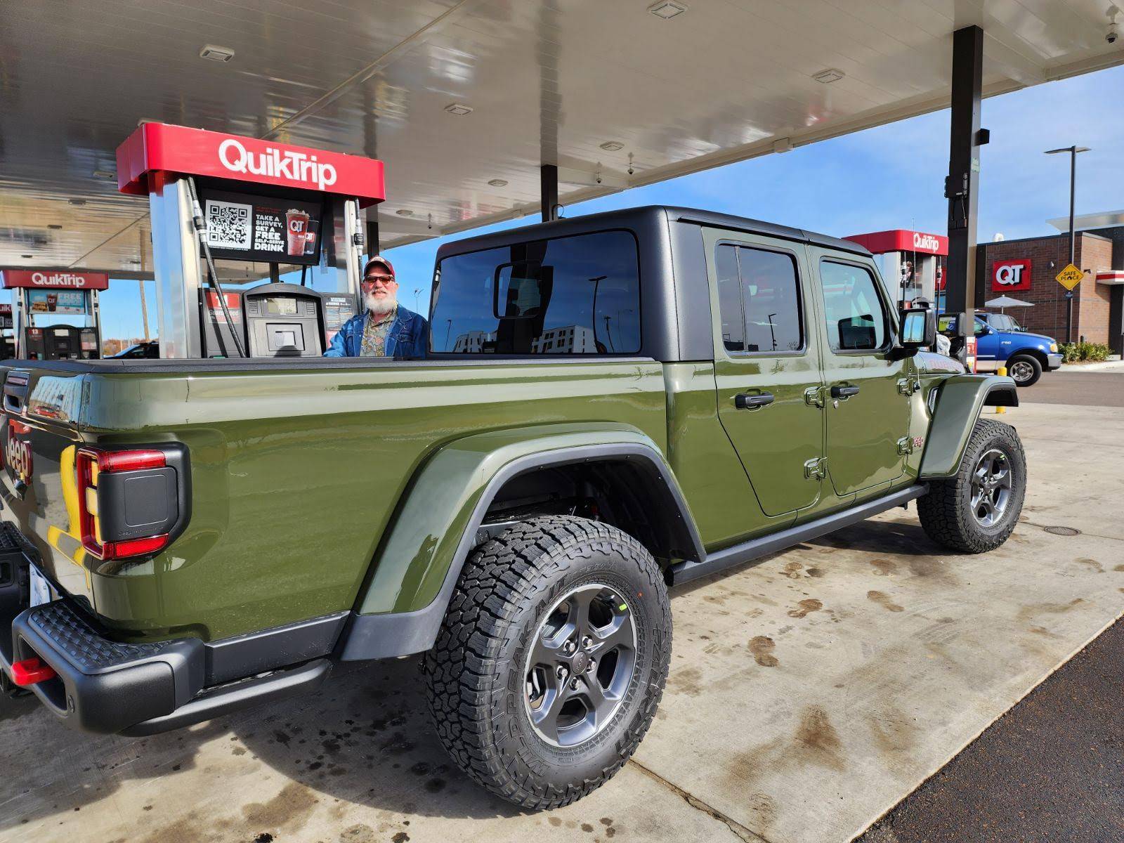 28 mpg and pricing info on 800 mile trip home from picking up new ...