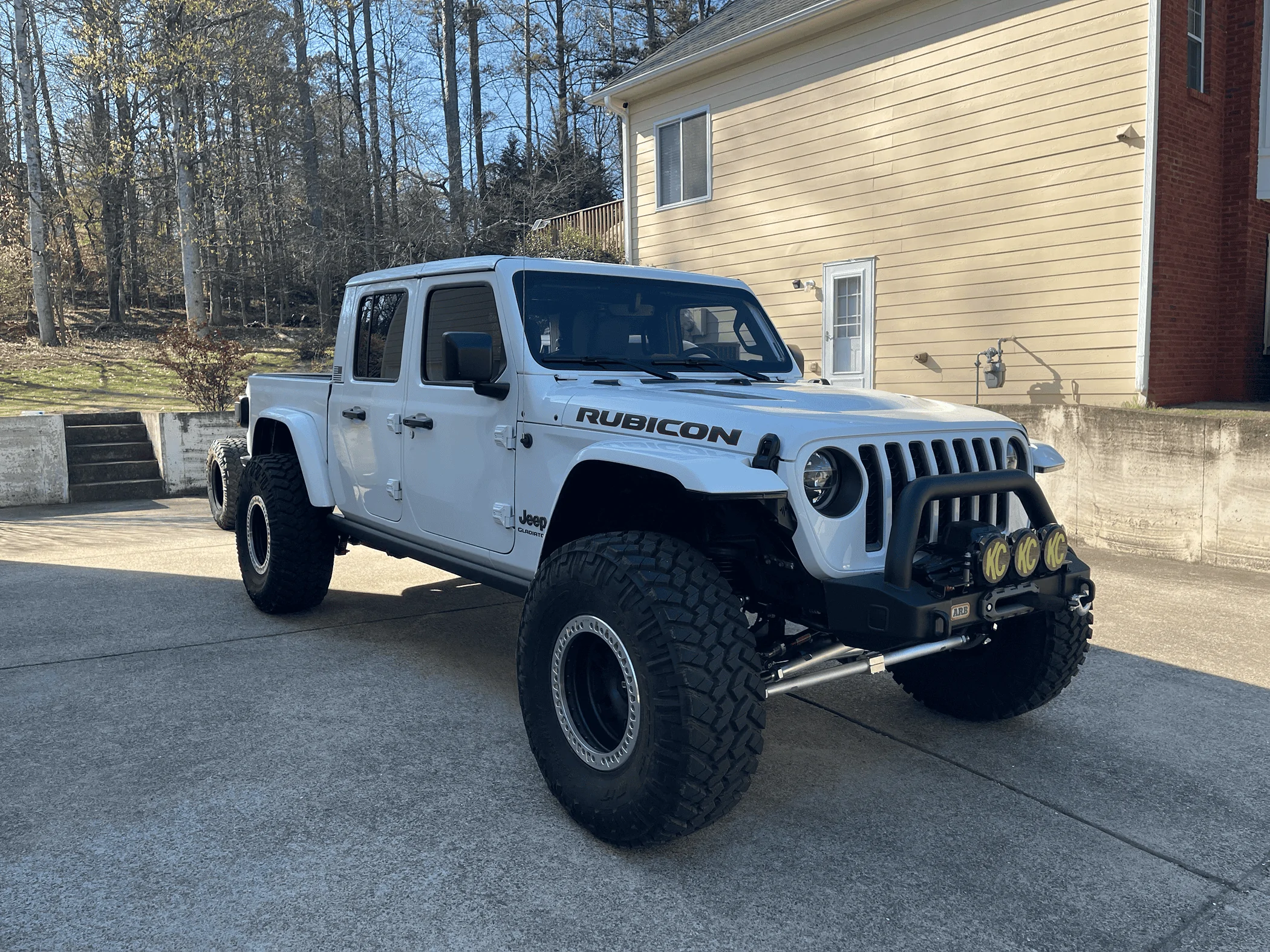 Lets see all those Gladiators with lifts and bigger tires! | Page 114 ...