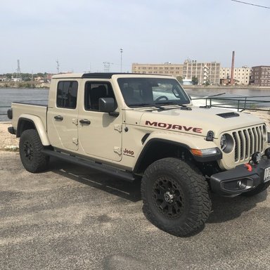Prerunner grille lights | Jeep Gladiator Forum - JeepGladiatorForum.com