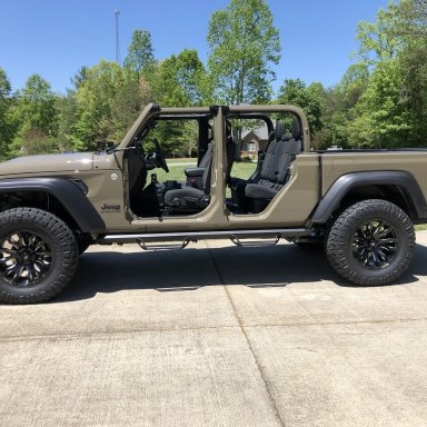 Show me your 37's | Jeep Gladiator (JT) News, Forum, Community ...
