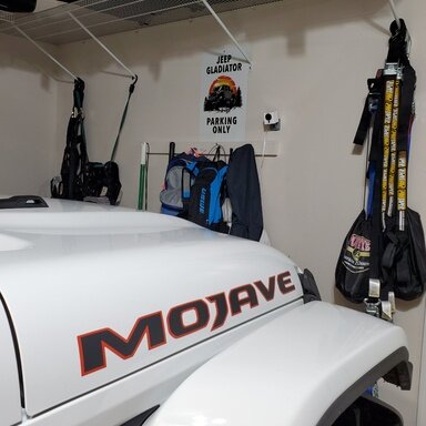 Early 2020 Tonneau on 2021 JT | Jeep Gladiator (JT) News, Forum ...