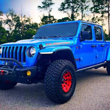 accent color red on jeep gladiator rubicon | Jeep Gladiator (JT) News ...