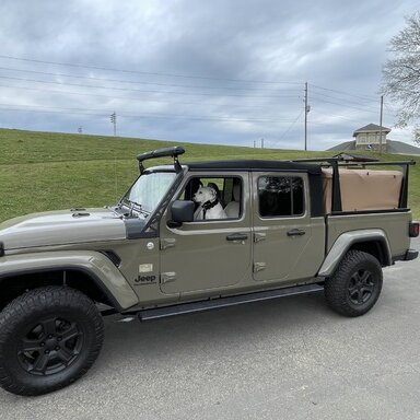 Tan SofTopper on Gator Gladiator w/ Premium soft top? | Jeep Gladiator ...