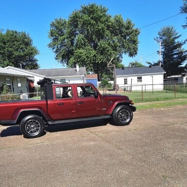 Lift hoist for the hard top | Jeep Gladiator (JT) News, Forum ...