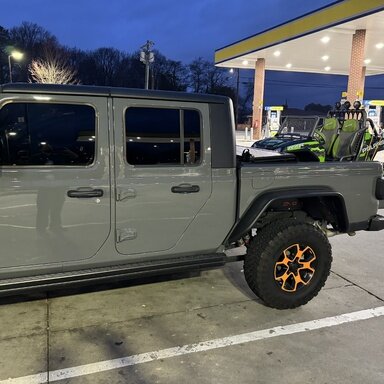 Tailgate lock - Is there an aftermarket option out there? | Jeep ...