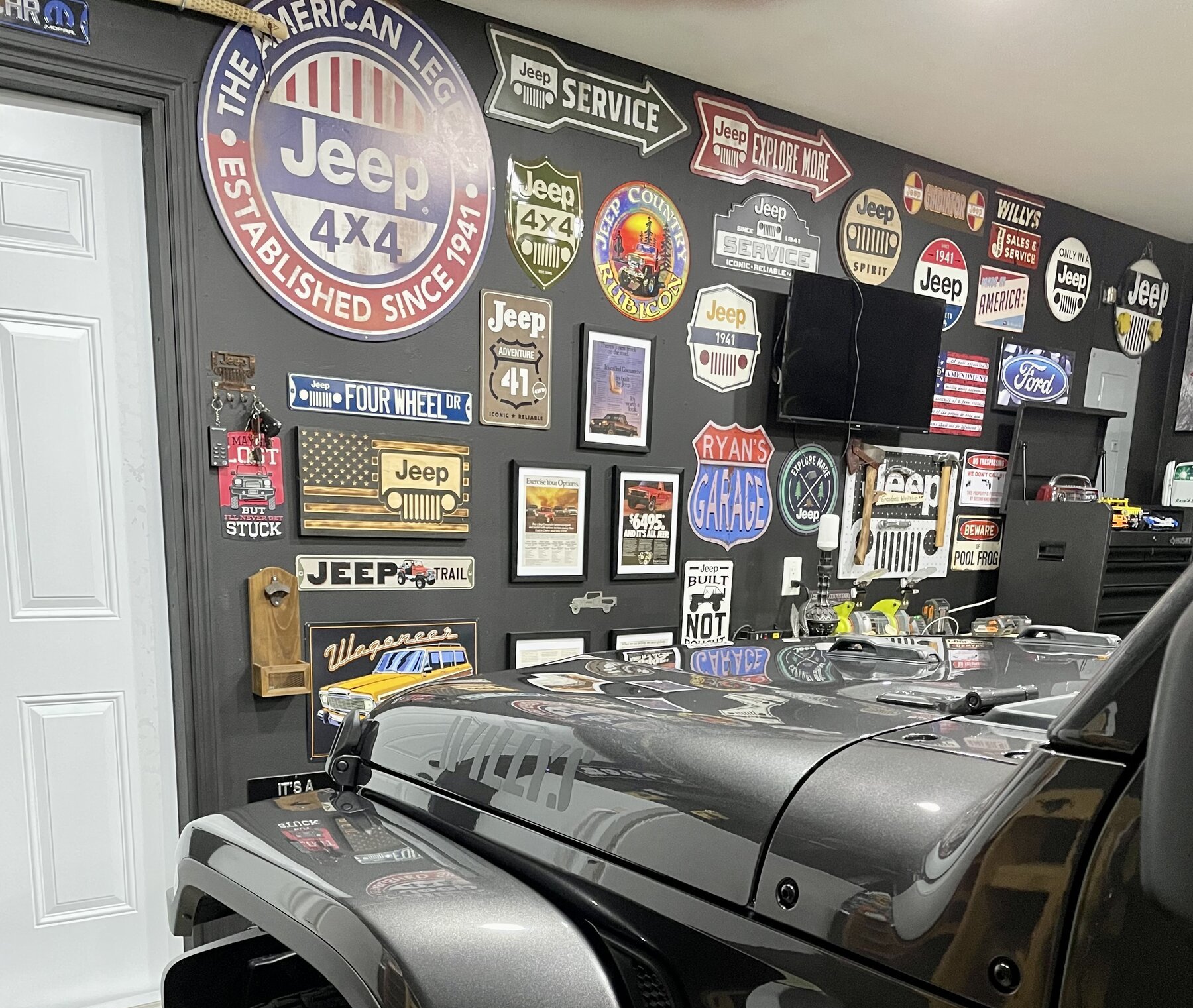 Show Me Your Jeep Garage! | Jeep Gladiator (JT) News, Forum, Community ...