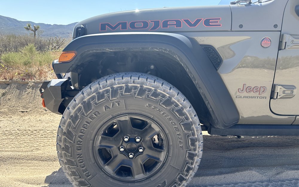 Nitto Recon Grappler 37x11.5R17 on 2020 Mojave | Jeep Gladiator (JT) News, Forum, Community ...
