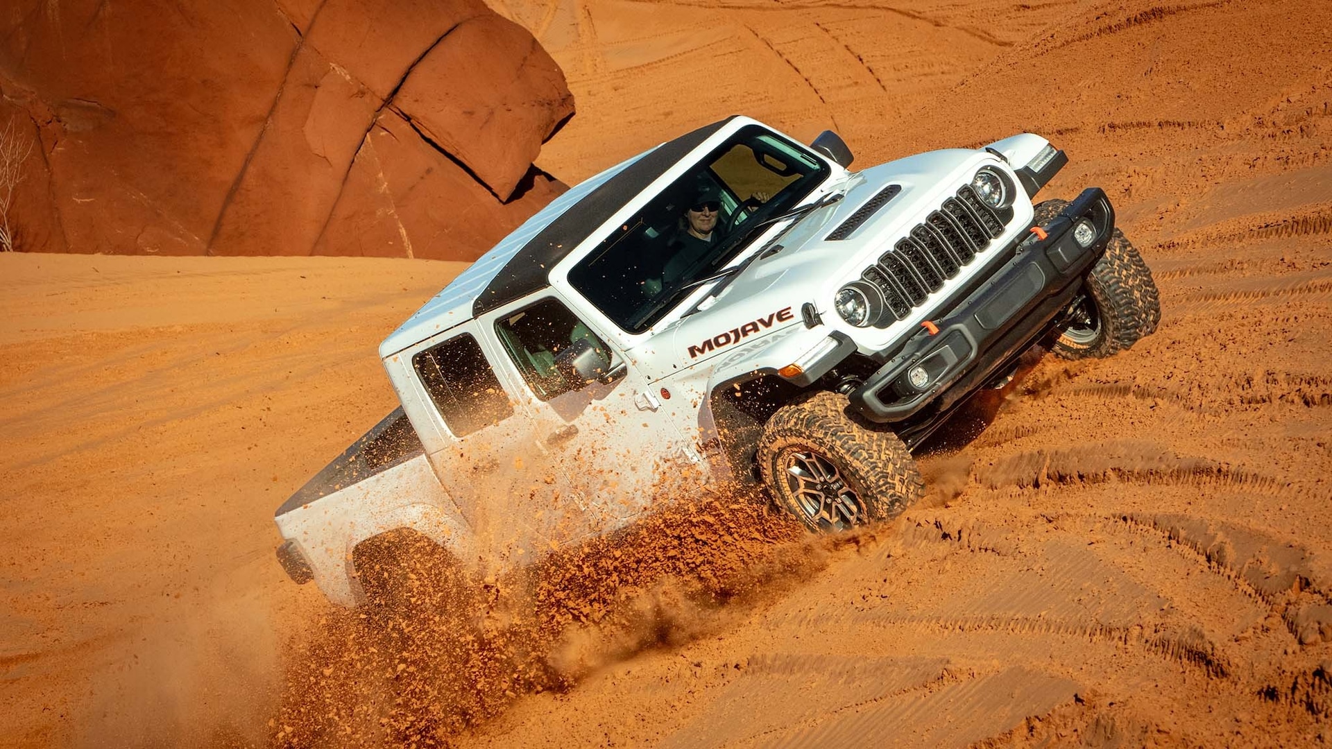 2024 Gladiator Mojave reviewed in Moab, UT by Motortrend | Jeep ...