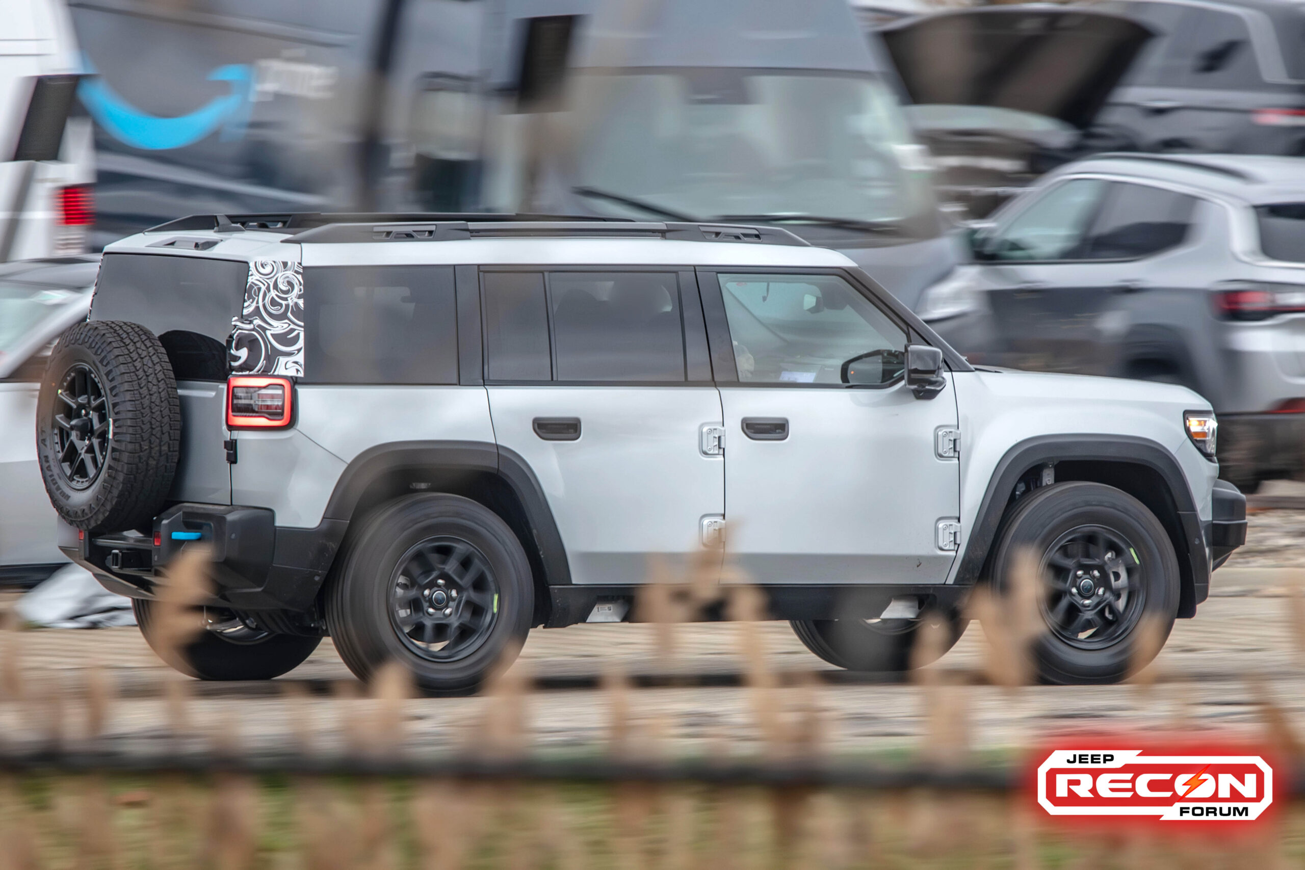 2025 Jeep Recon spied in most revealing looks yet and 3 different ...